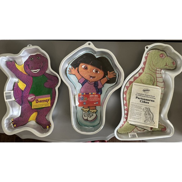 Wilton | Kitchen | Lot Of 3 Brand New Wilton Pan Barney Dora ...